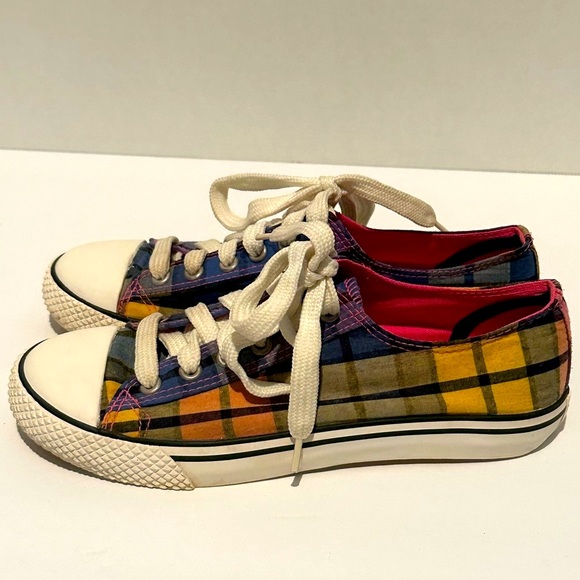 Rocket Dog | Shoes | Rocket Dog Plaid Lace Up Sneakers | Poshmark